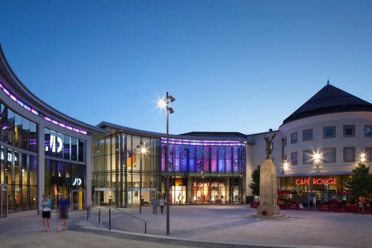 Town centre revival in Woking as Jubliee Square completes - News ...