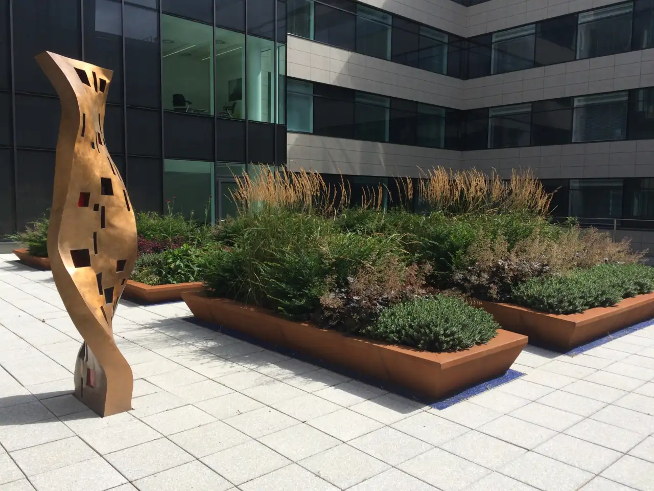 Ulster Hospital Inpatient Ward Block wins ‘Best External Environment ...