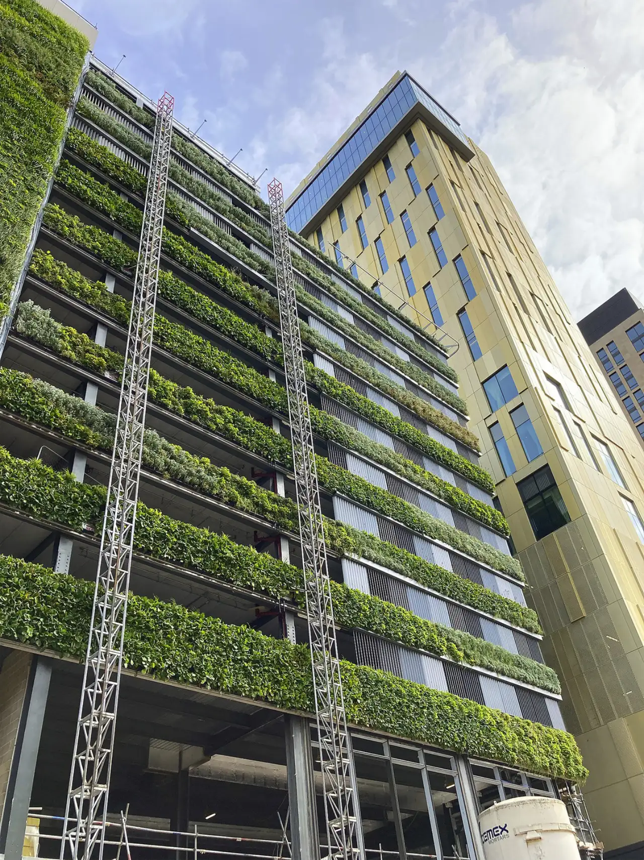 Green Walls Modern Architecture Continuing Education: Green Walls