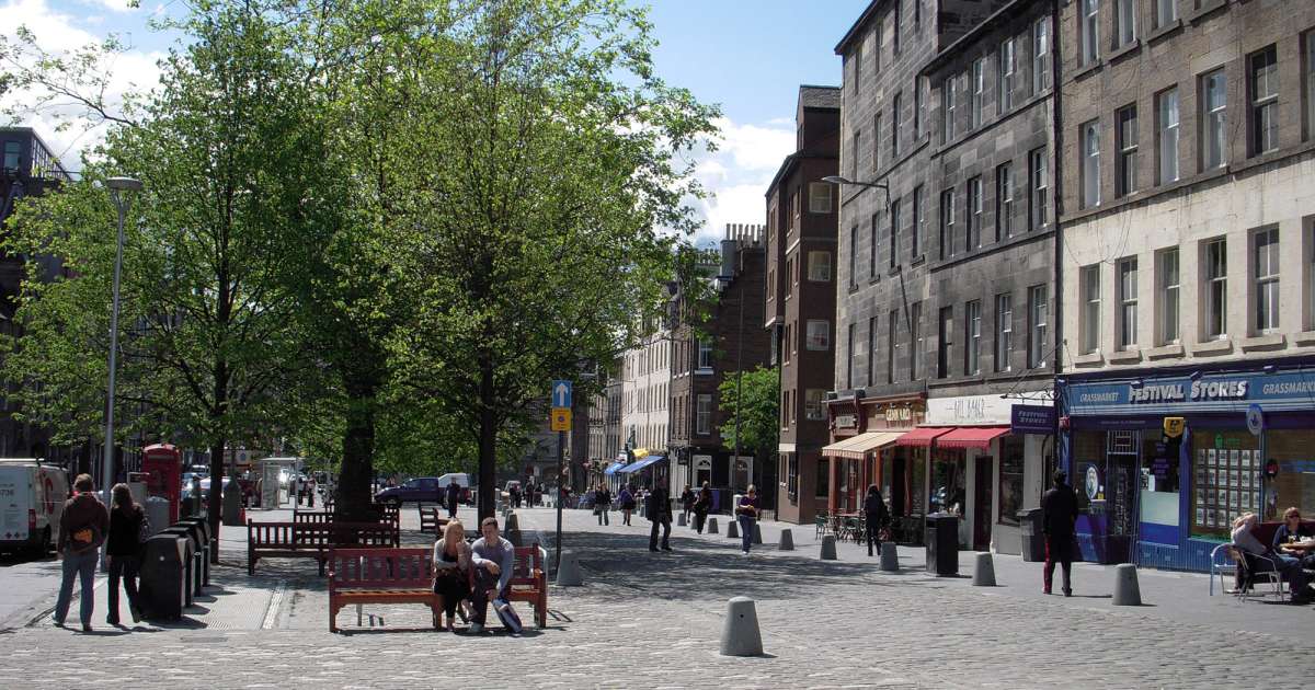 Edinburgh’s Grassmarket - Projects - Gillespies
